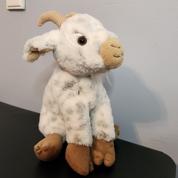 The Petting Zoo | Toys | Cracker Barrel Spotted Goat Medium Plush 2in ...
